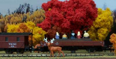 Z-scale Zoo Table Layout